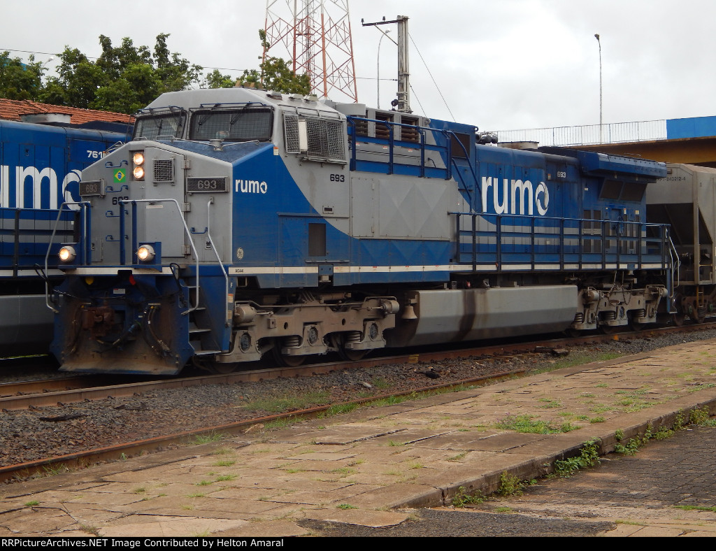 RUMO 693